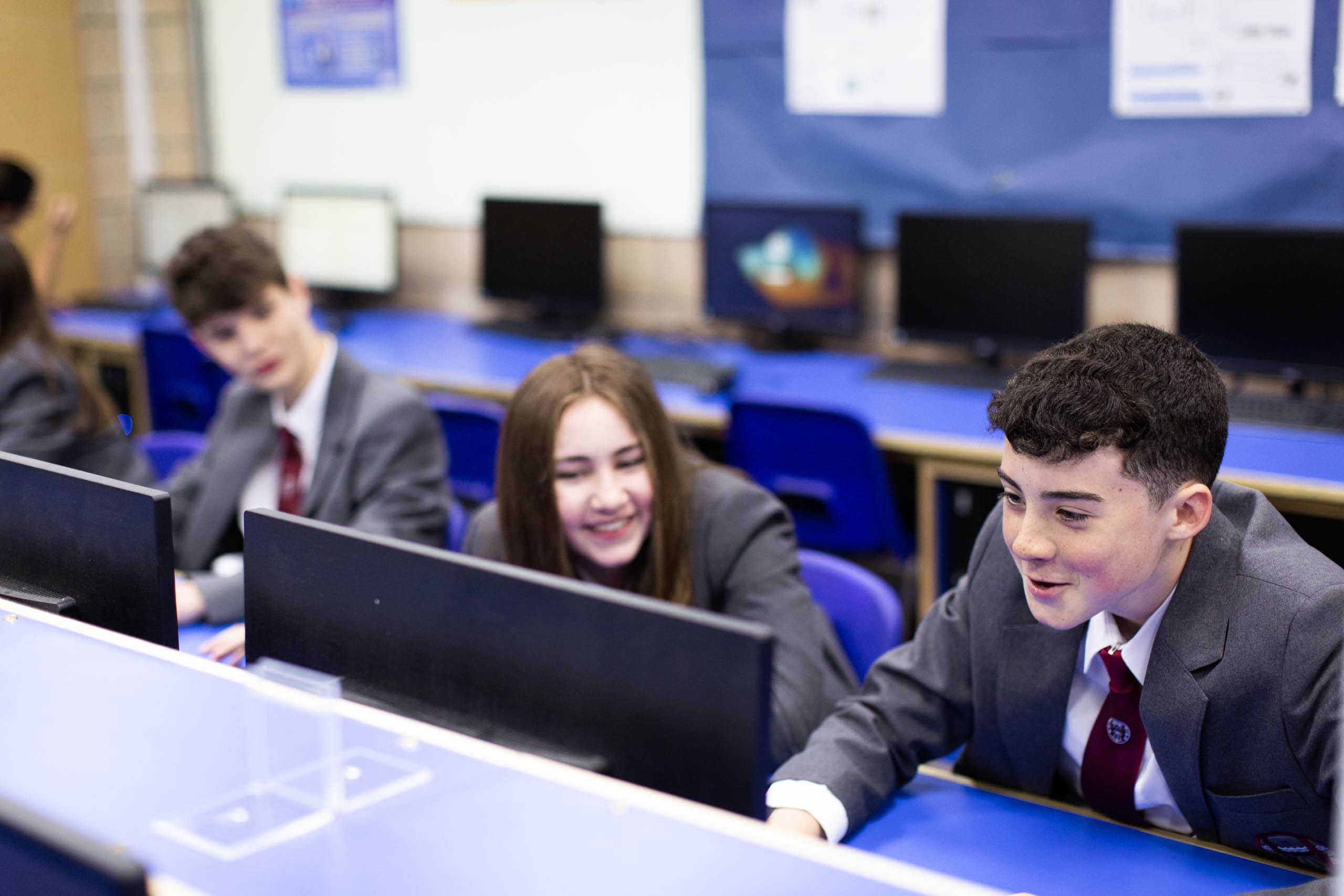 Highfields Newsletter Issue 13 - Highfields School